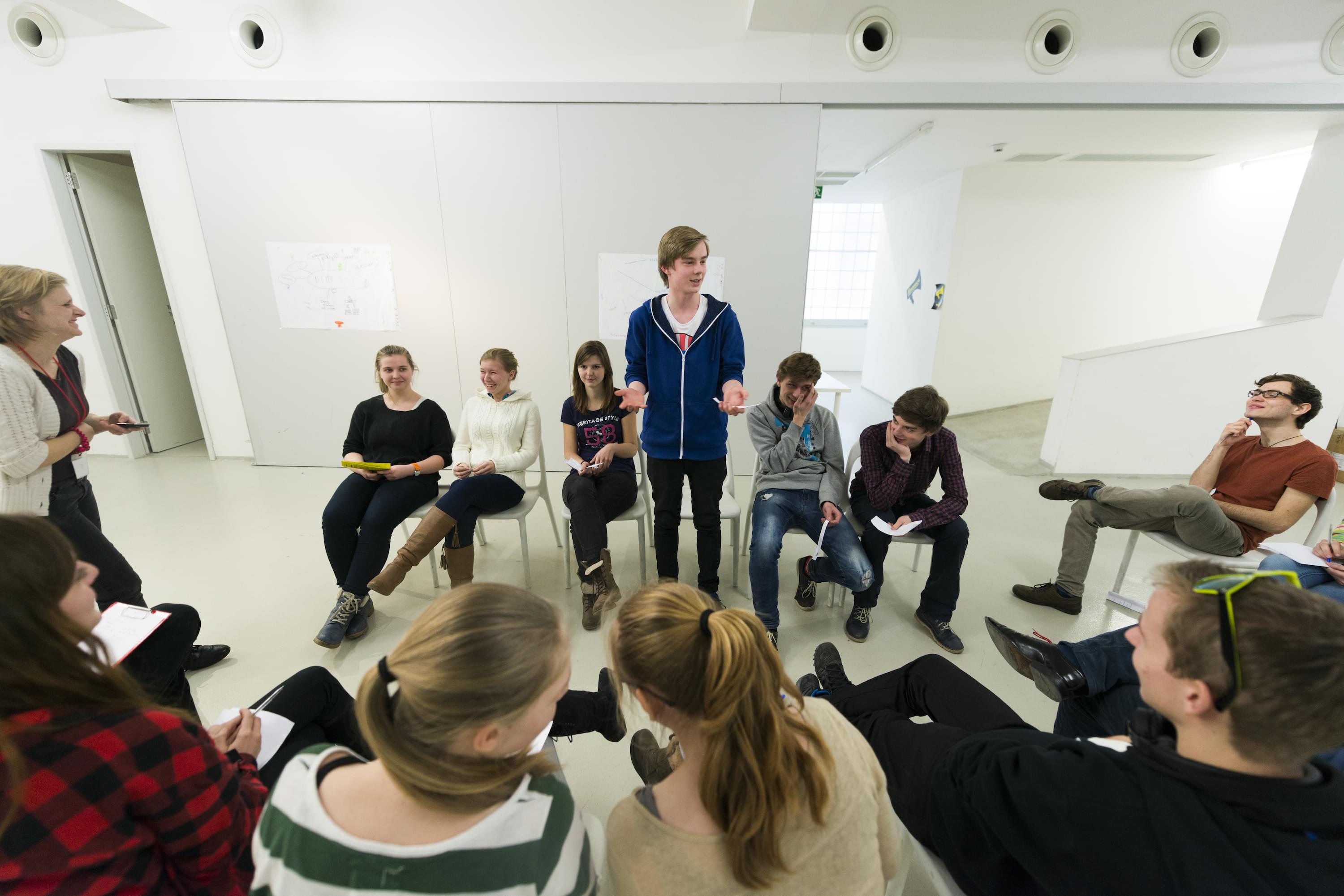 DOX – Story Exchange