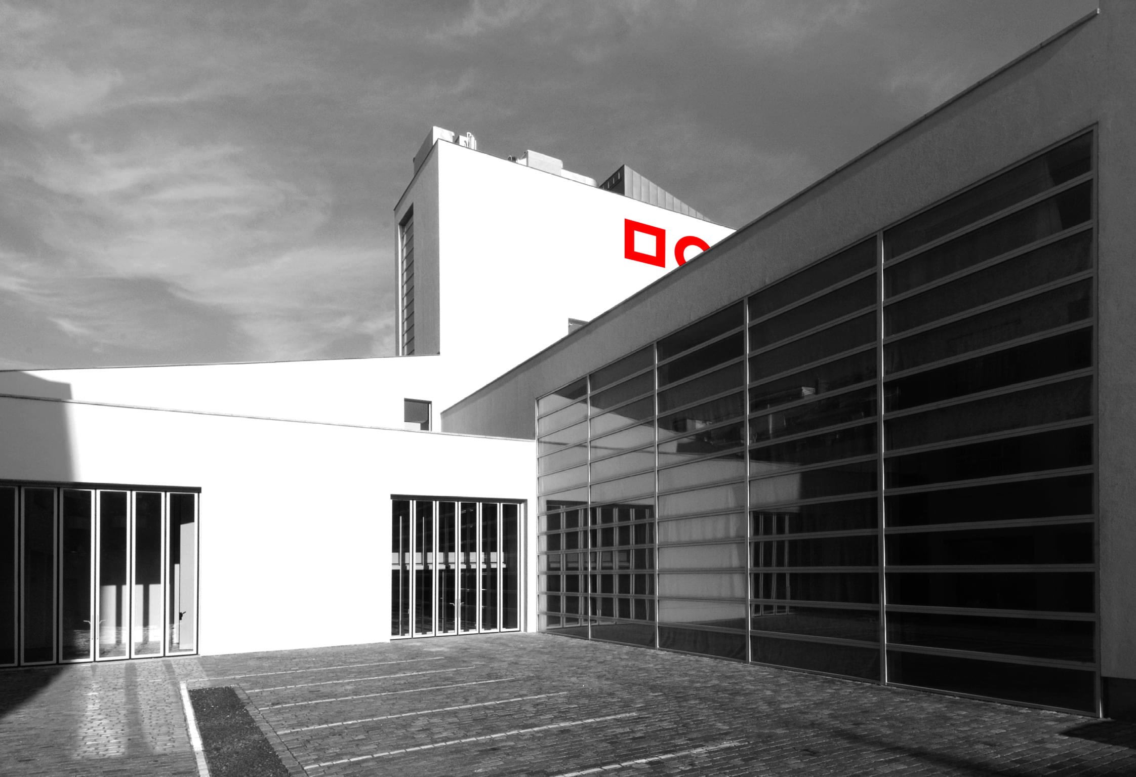 DOX – The Story of the DOX Centre